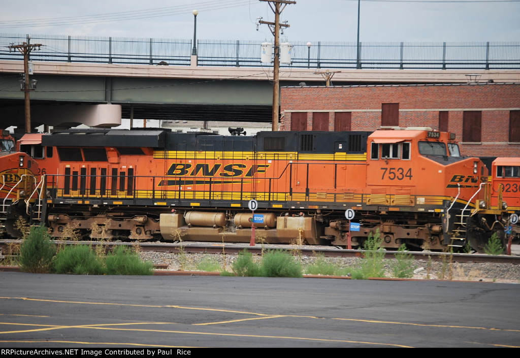 BNSF 7534